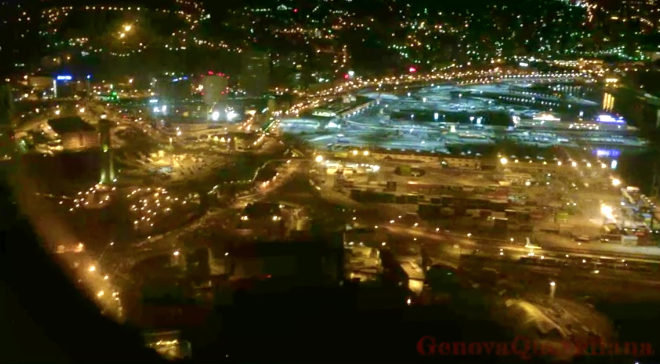 Genova dall'aereo di notte, uno spettacolo mozzafiato - GenovaQuotidiana