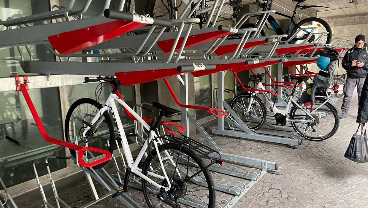 Mobilità sostenibile, inaugurato il nuovo bikeparking del Matitone: già ...