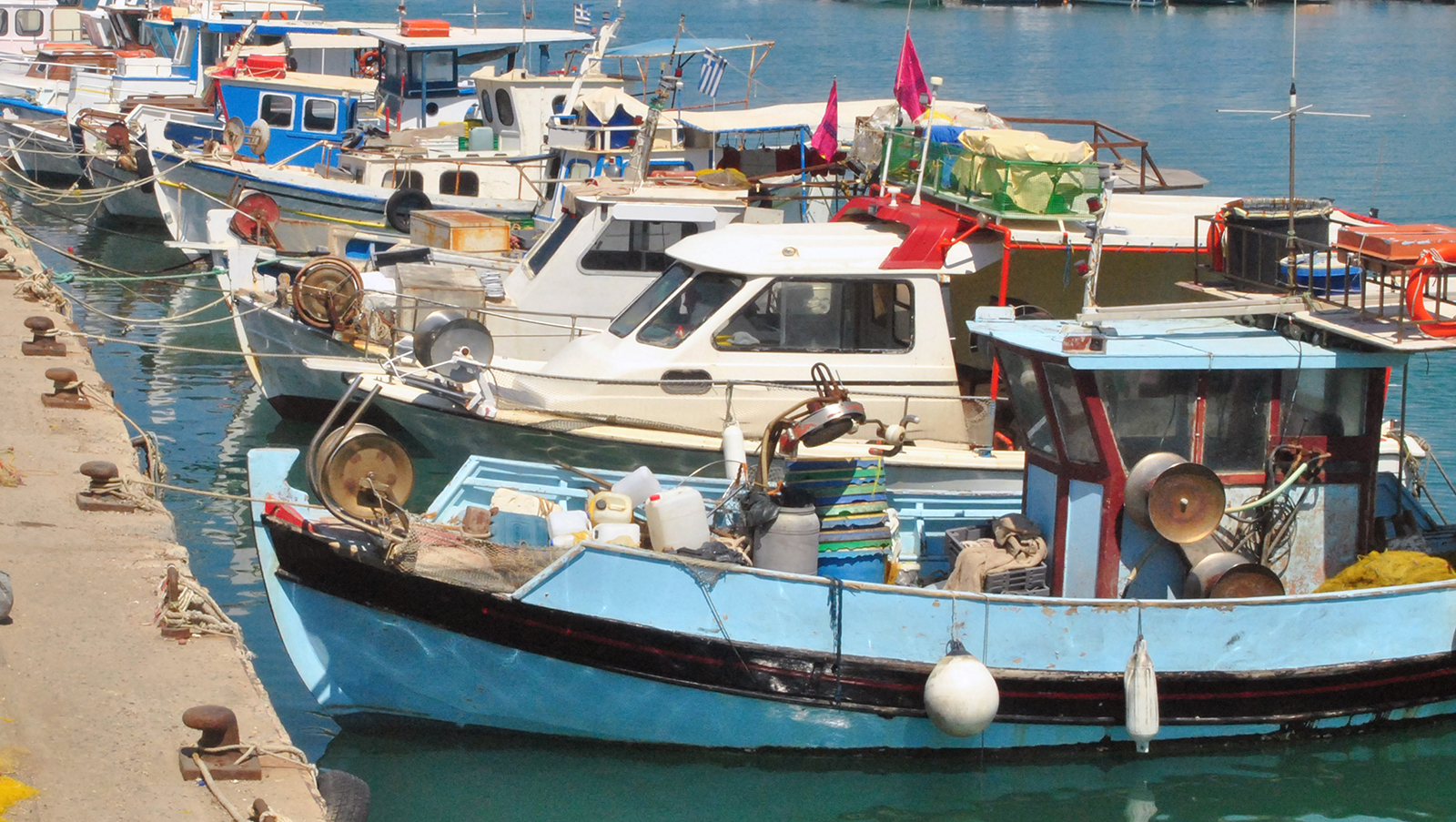 La Regione chiede all'unione Europea deroghe per il divieto di pesca al ...