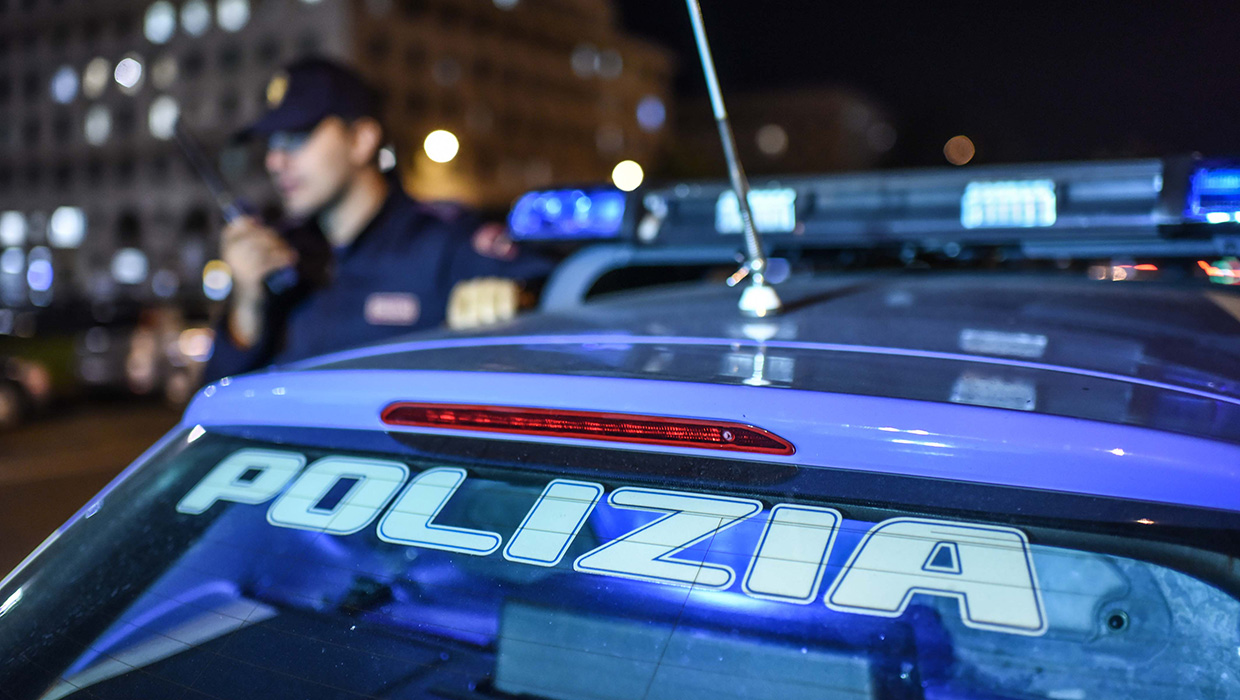 Notte di paura a San Fruttuoso, 17enne accerchiato e ferito alla ...