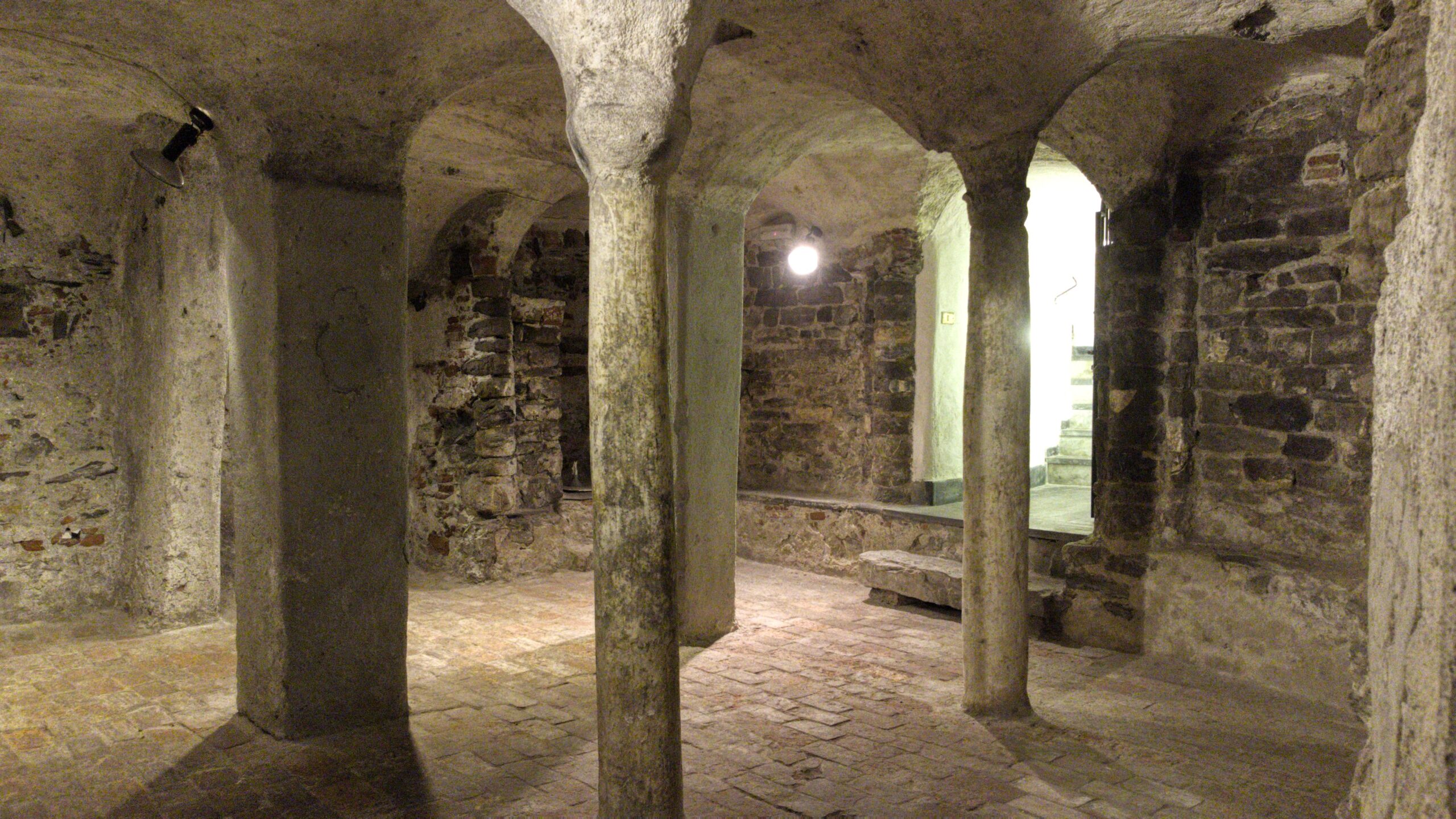Riapre dopo il restauro la cripta dei santi Nazario e Celso ...