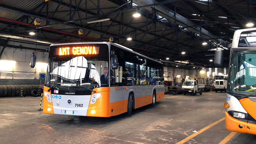 Adunata degli Alpini, metro potenziata e bus deviati: ecco come cambia ...